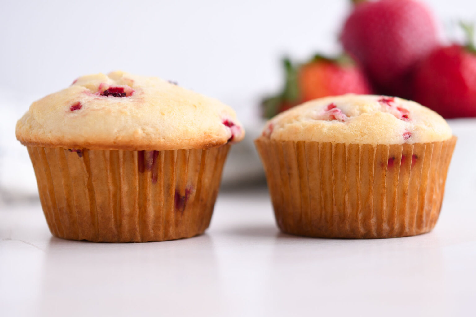 Strawberry Cream Cheese Muffins (Easy Recipe!)